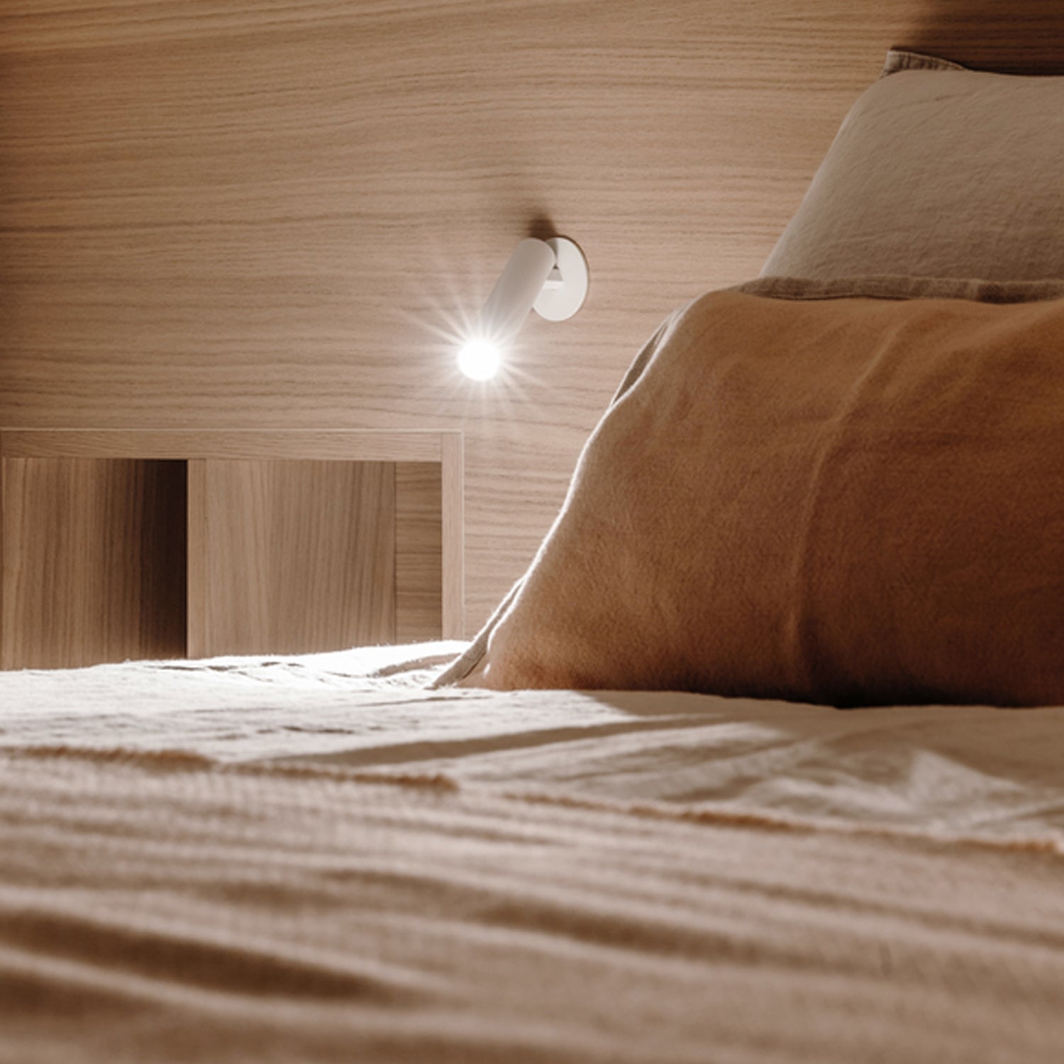 Wever & Ducre Match Trimless Semi-Recessed 1.0 Spotlight | LampTwist