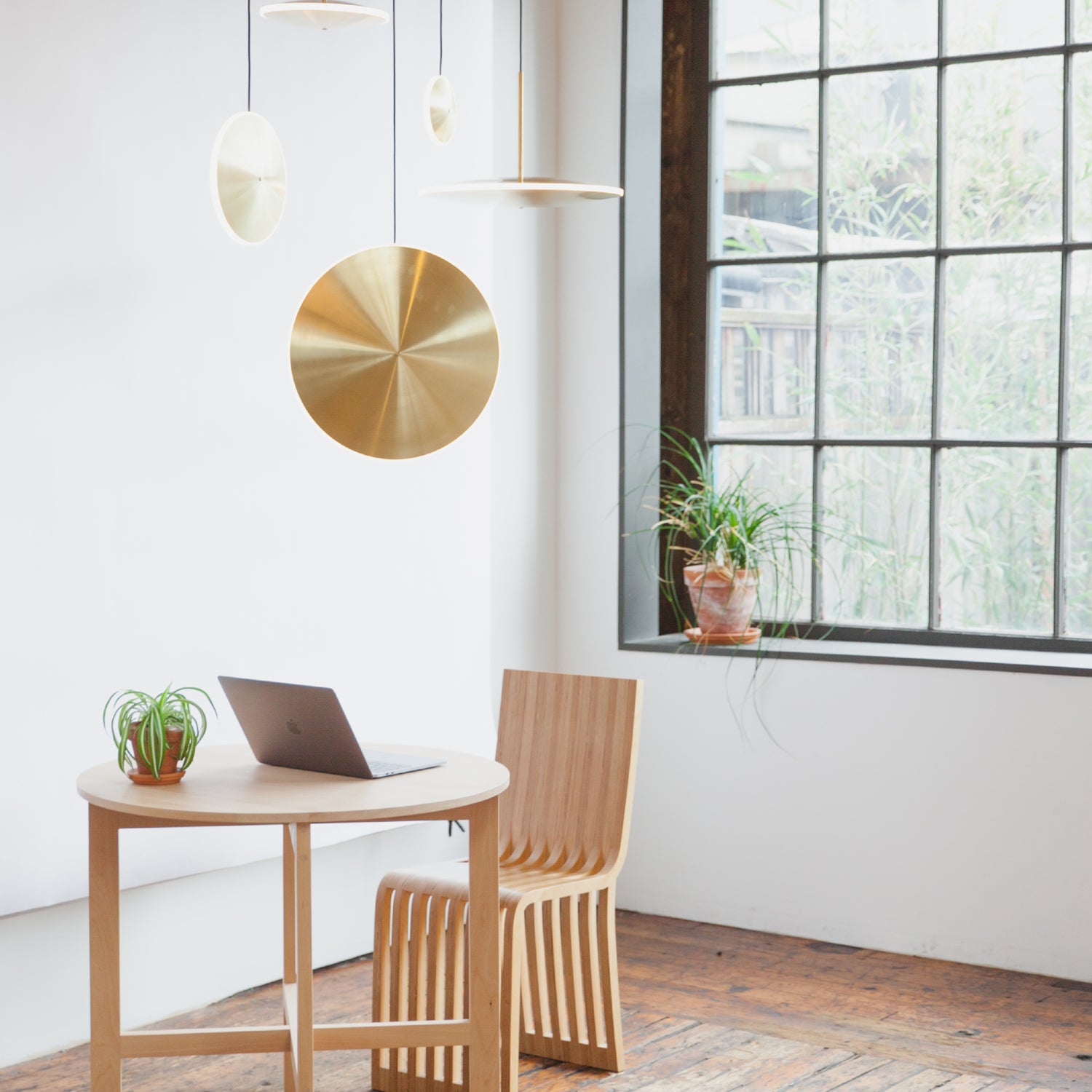 Graypants Chrona Vertical Pendant Lamp | LampTwist