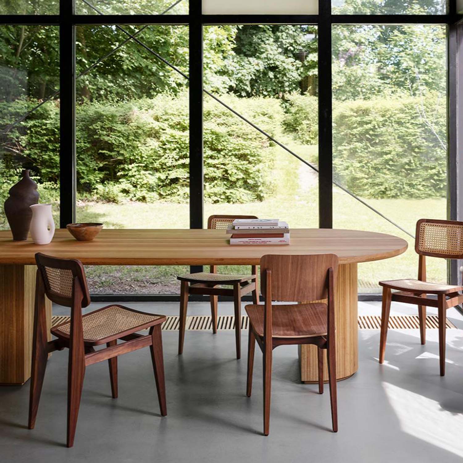 Gubi C-Chair Dining Chair | LampTwist