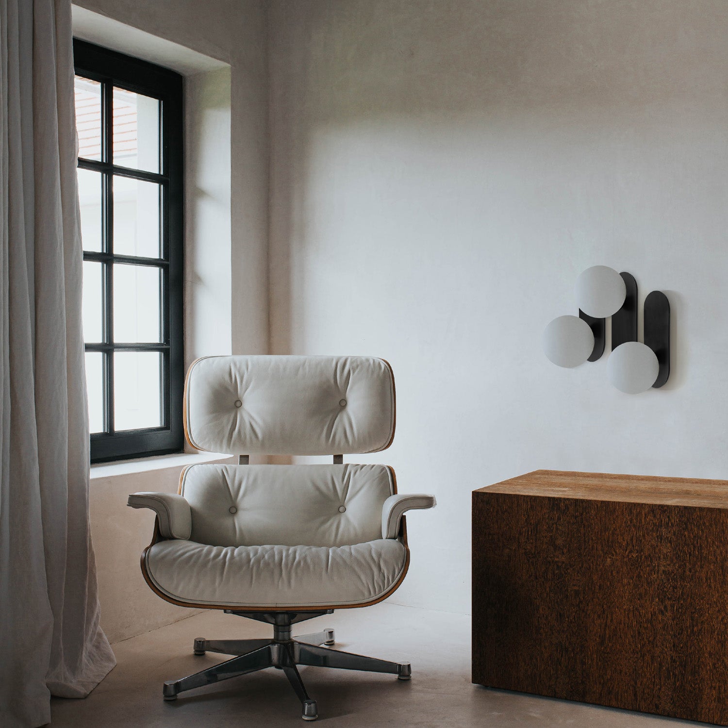 Schwung Adrion Wall Lamp