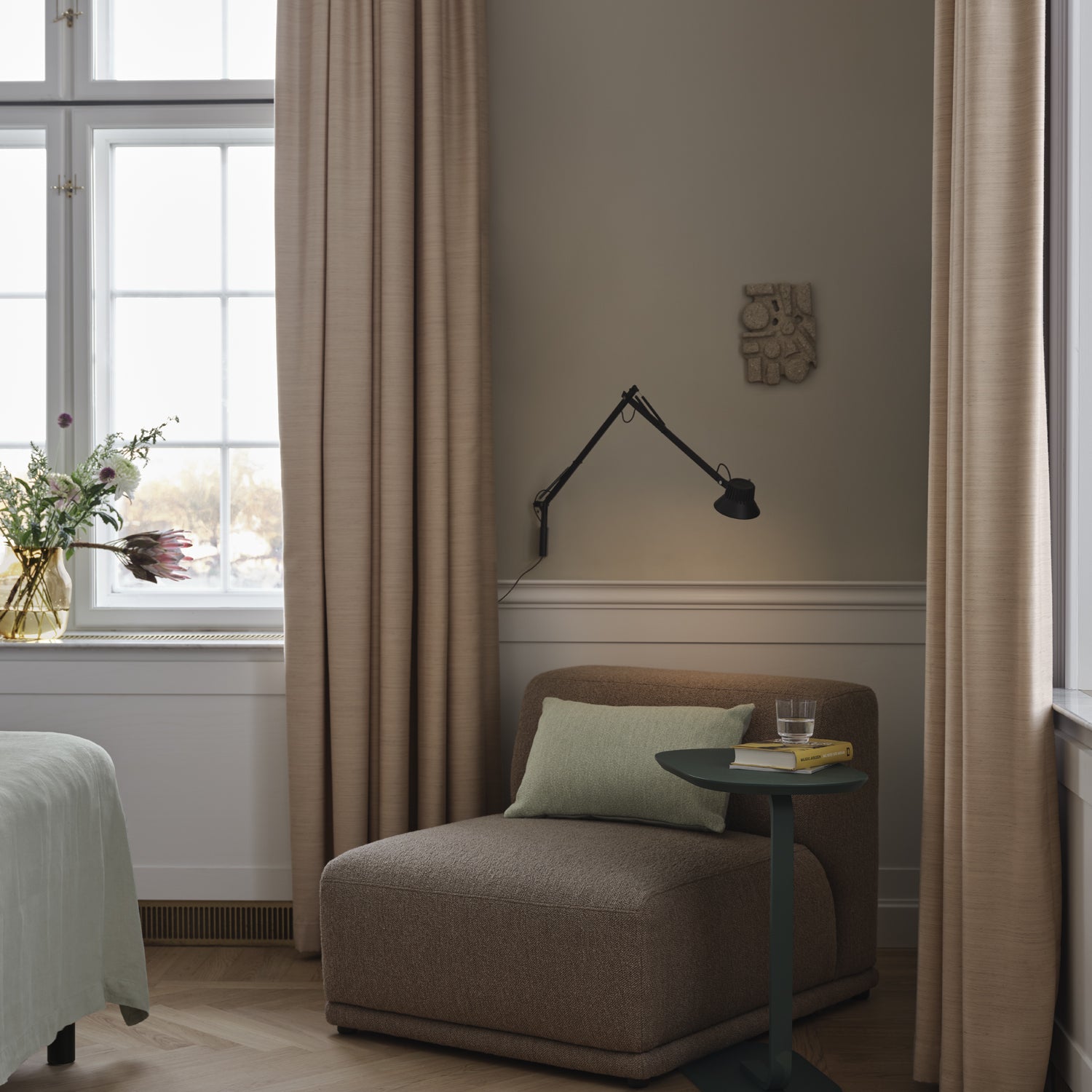 Muuto Dedicate Wall Lamp