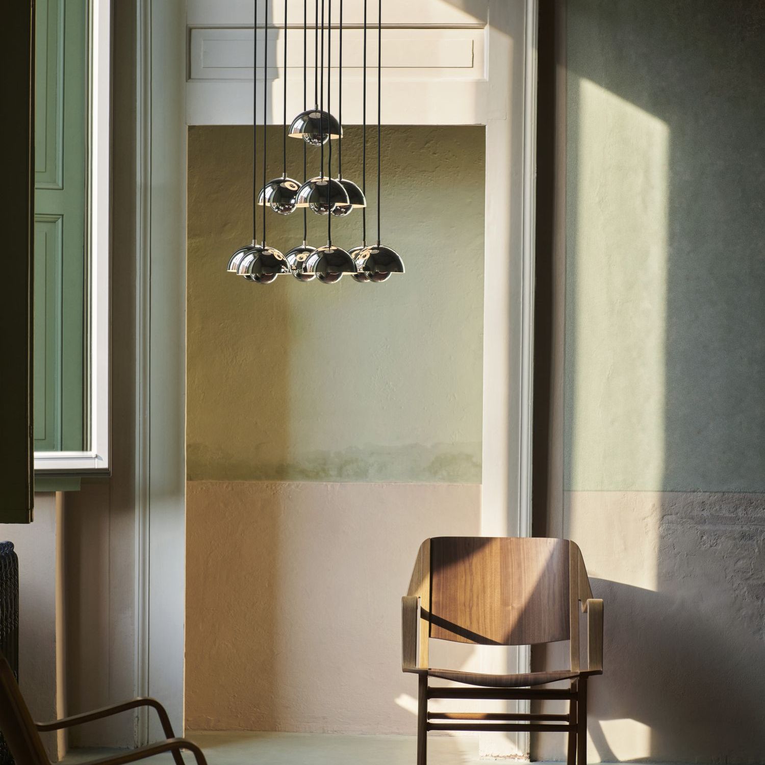 &Tradition Flowerpot VP1 Chandelier