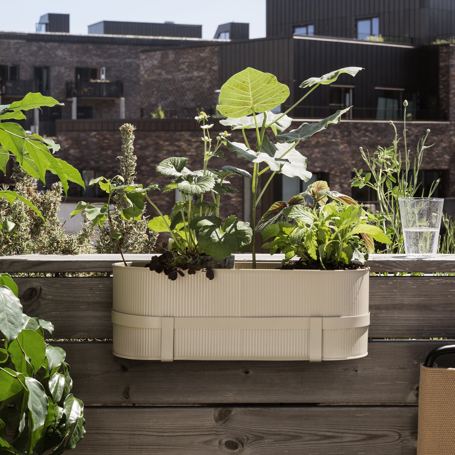 Ferm Living Bau Balcony Box