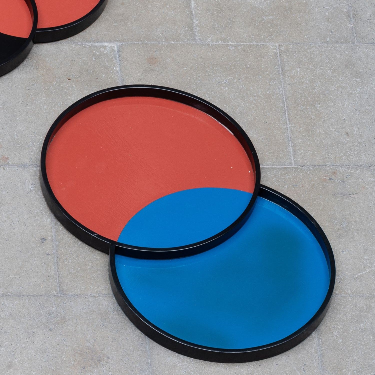 Serax Sculptural Confluence Yo-yo Tray | LampTwist
