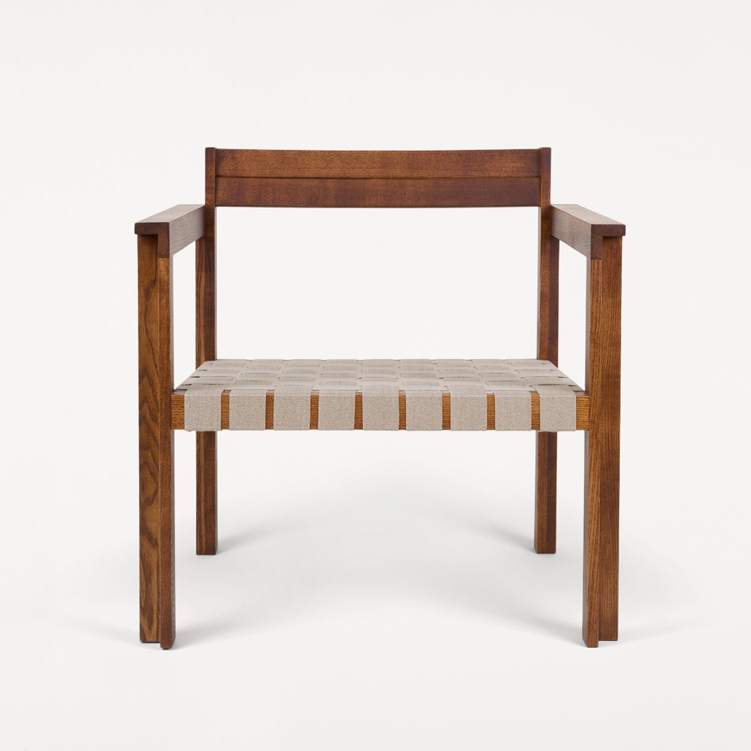 Frama Symmetry Easy Chair | LampTwist