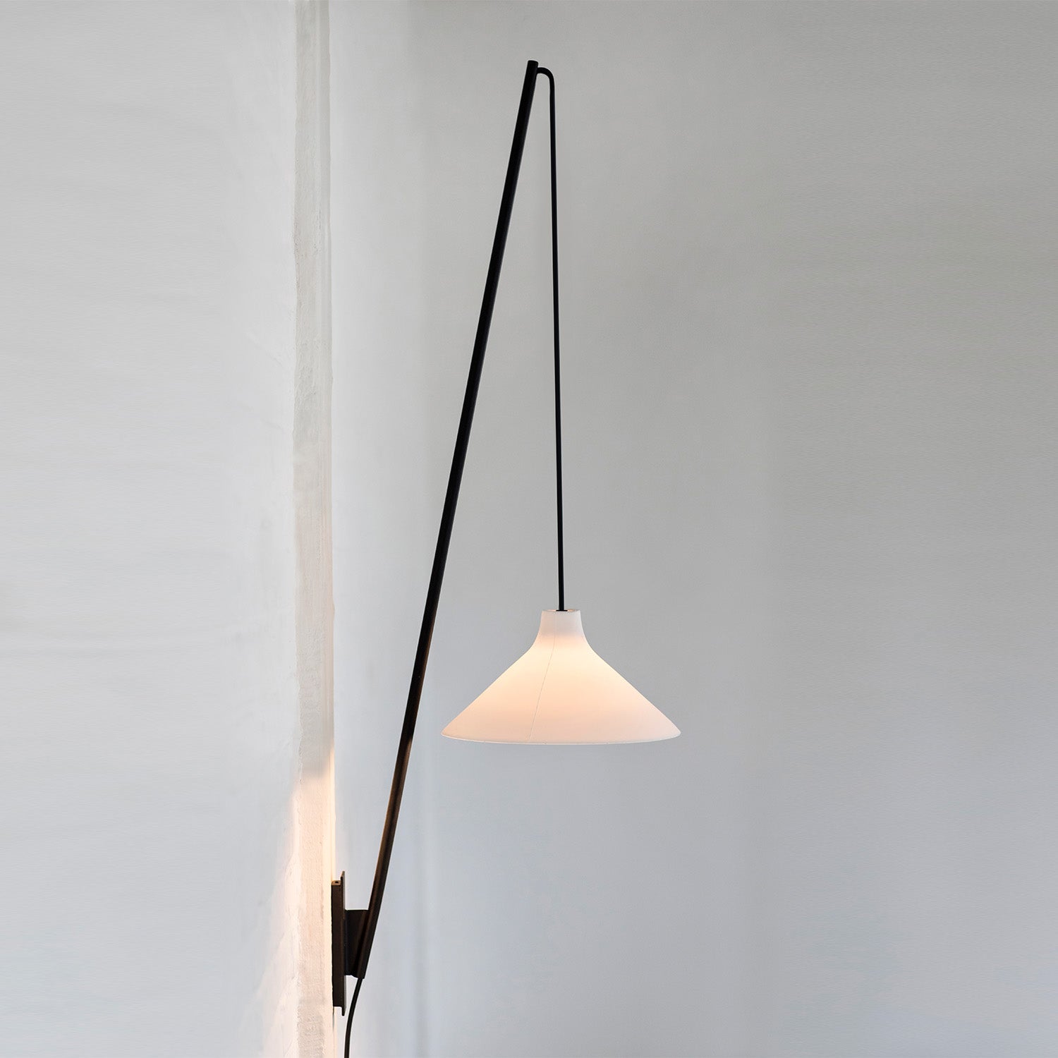 Serax Seam Wall Lamp