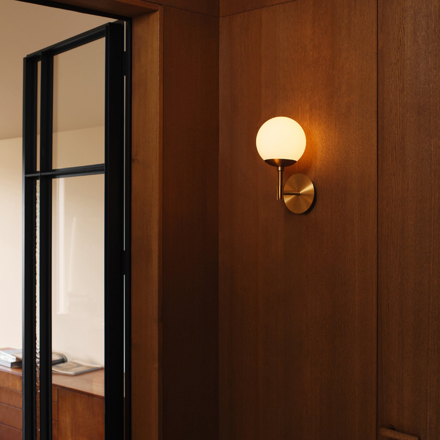 Schwung Sunset Wall Lamp