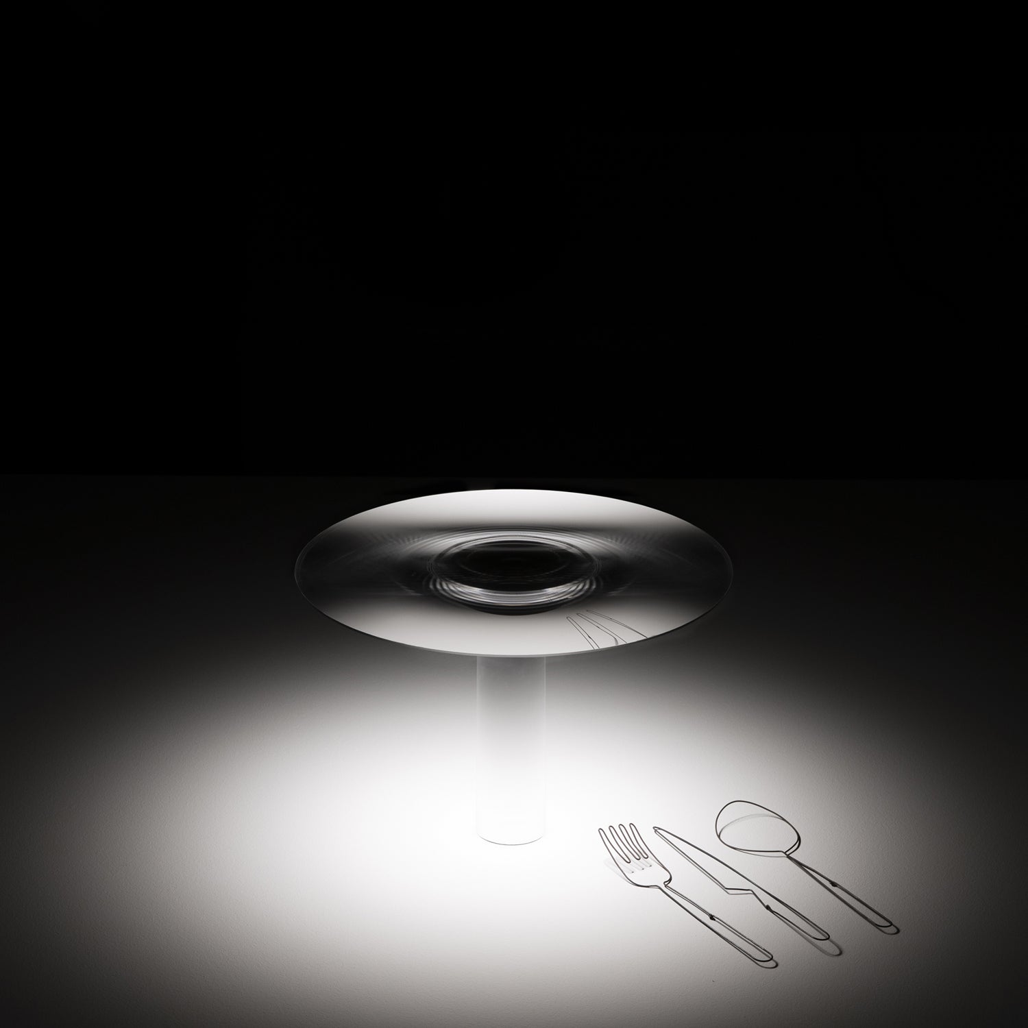 Davide Groppi Vis à Vis Portable Lamp | LampTwist