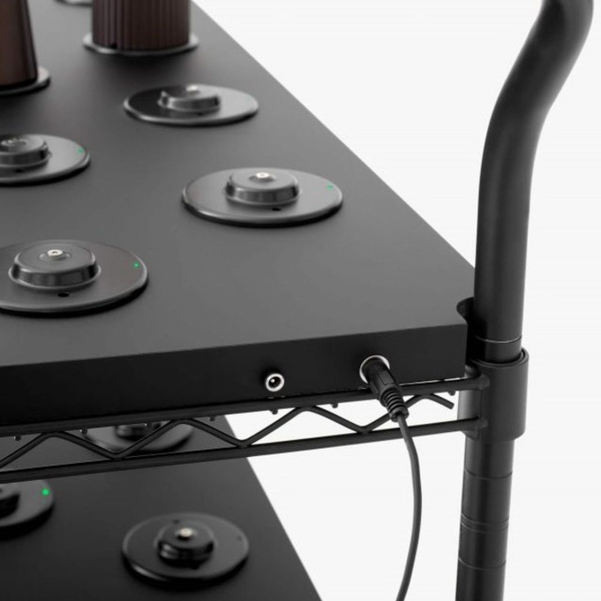 &Tradition Charging Tray 12 Lamps | LampTwist