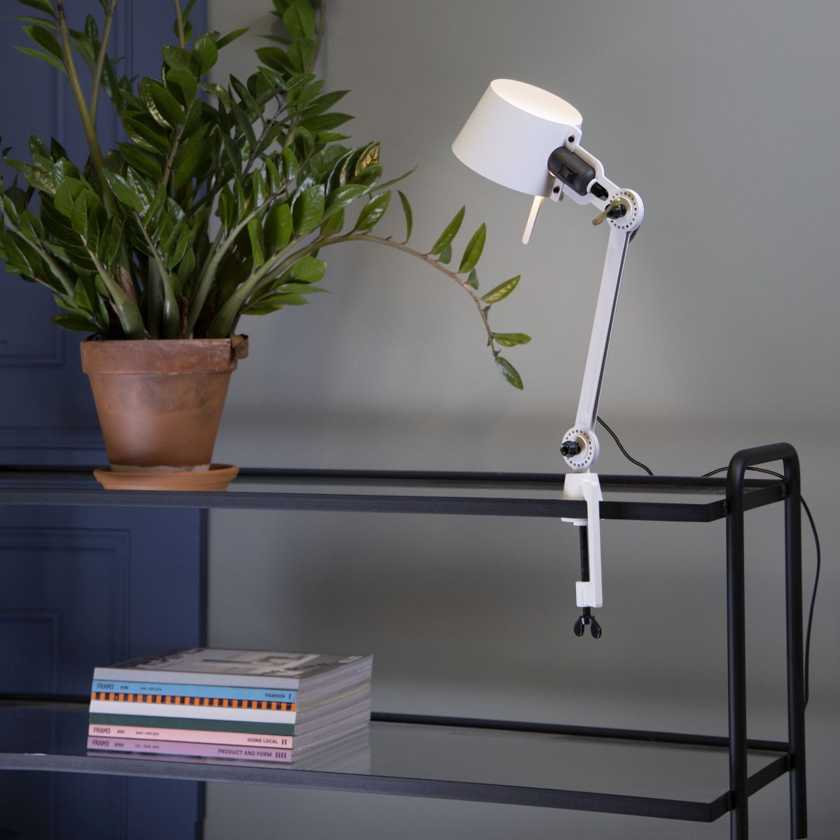 Tonone Bolt Desk Lamp